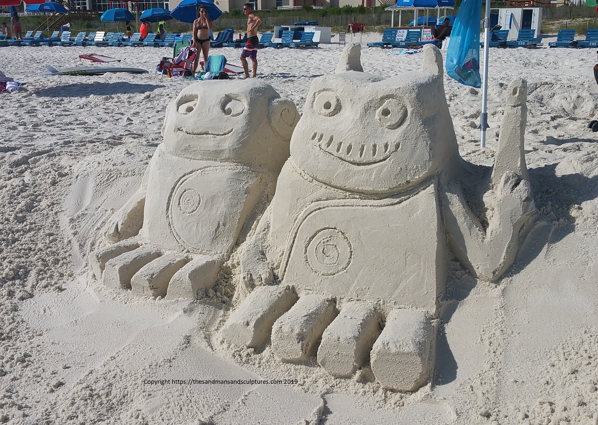 Home (The Boove) - The Sandman Sand Sculptures